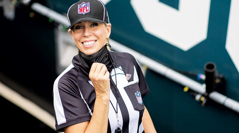 Sarah Thomas: First Woman NFL Official – The Waynedale News